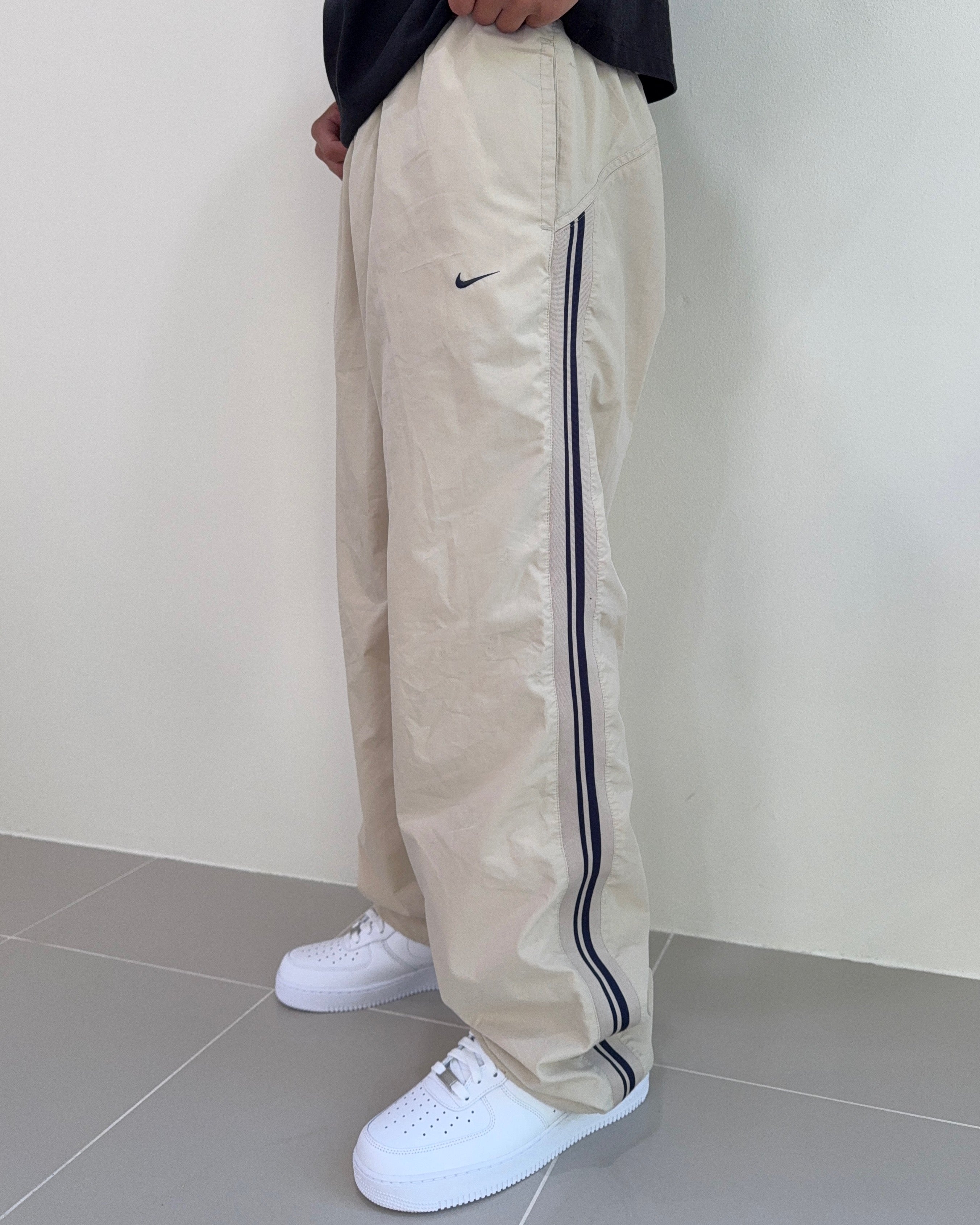NIKE VINTAGE TRACK PANTS – Grab The Brand