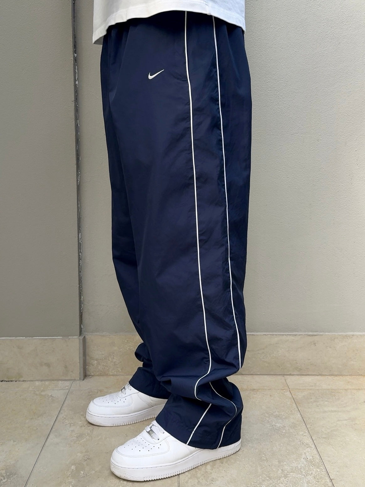 NIKE TRACK PANTS & JOGGERS – Grab The Brand