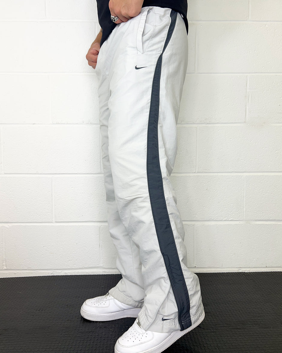 NIKE VINTAGE TRACK PANTS – Grab The Brand