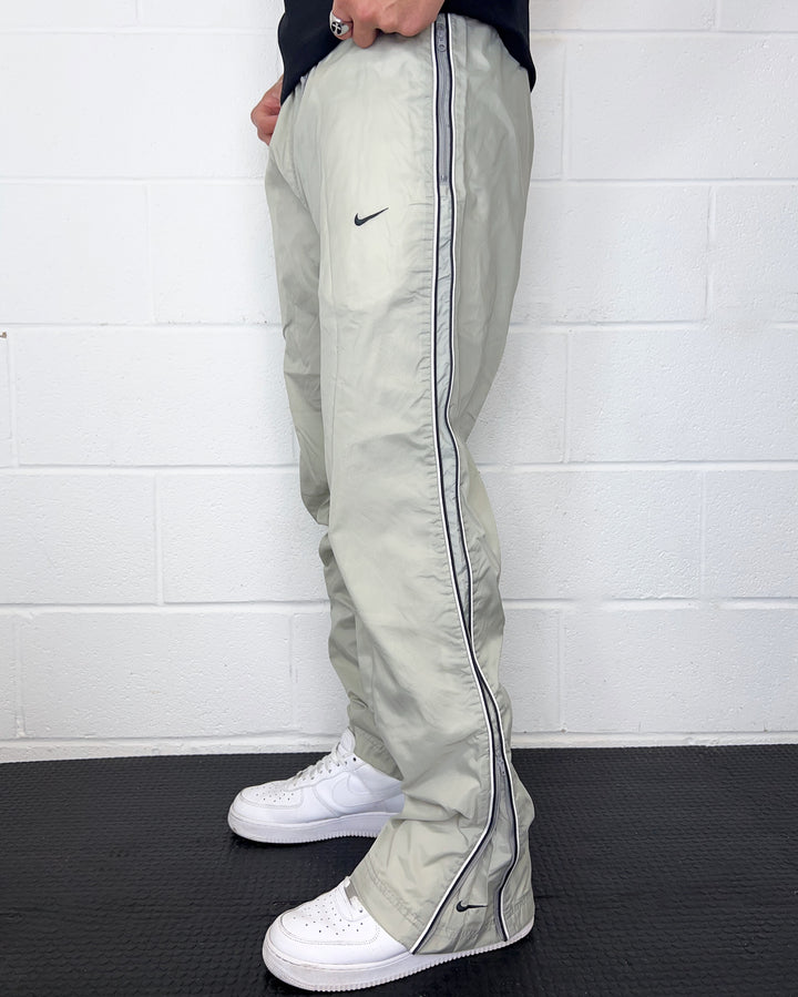 NIKE VINTAGE TRACK PANTS – Grab The Brand